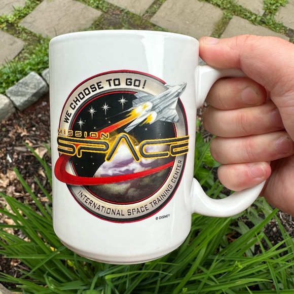 Disney | Dining | Rare Disney Epcot Mission Space International Space ...
